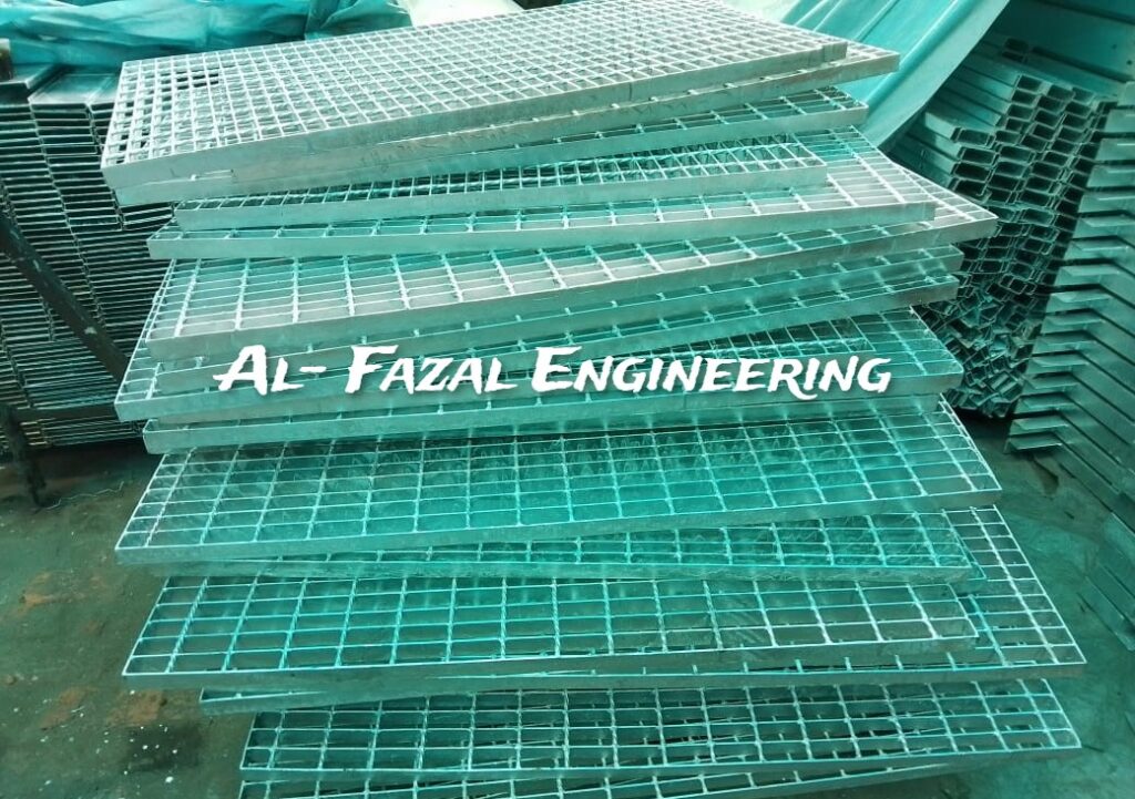 Steel Support Overhead Line Towers structures Grating Manhole